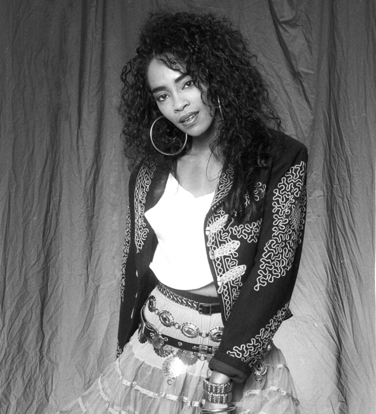 Music Icon Jody Watley to Sing National Anthem for Los Angeles Lakers ...