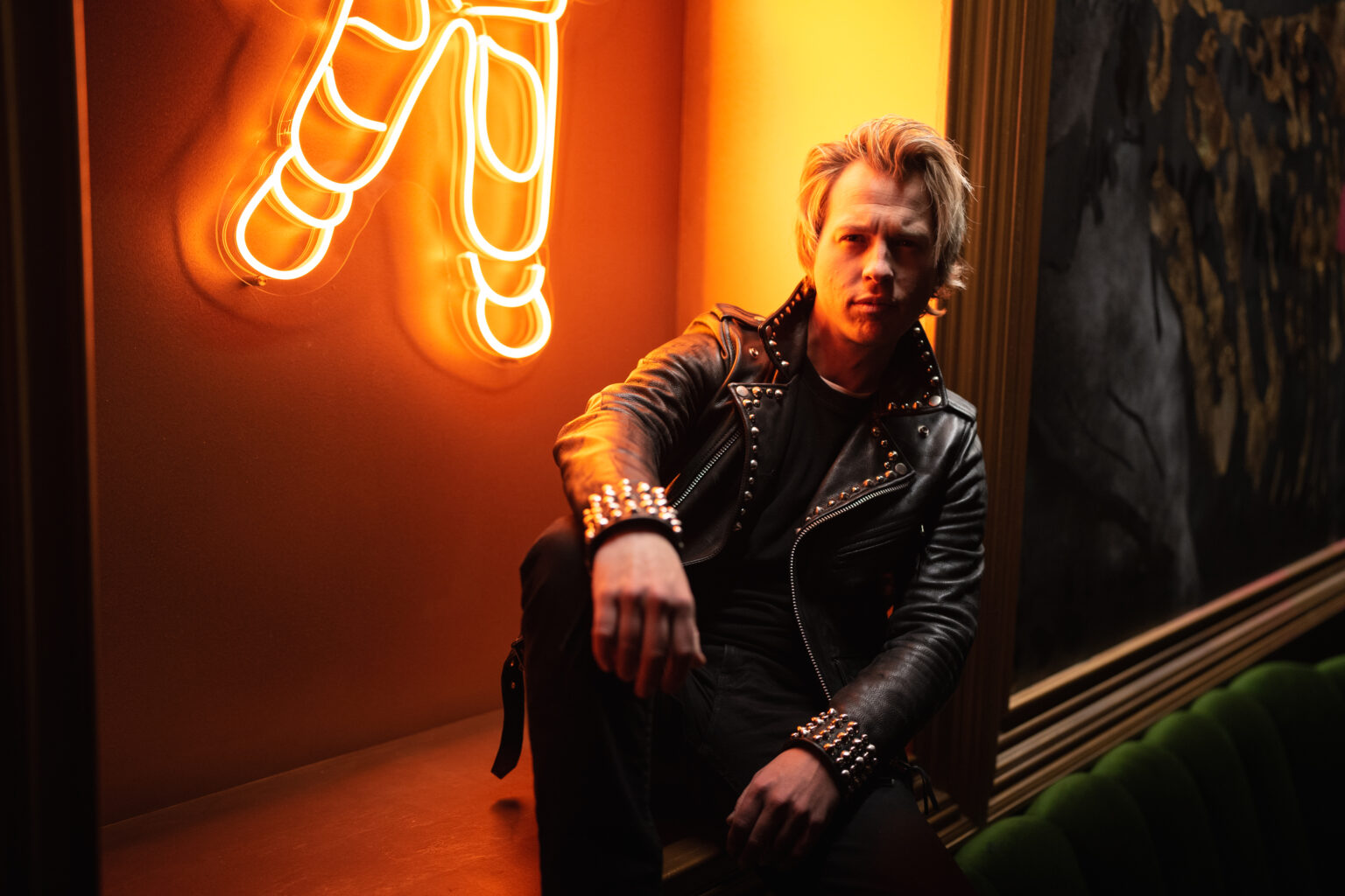 Kevin Nicholas Creates New Brand of Magic - ENSPIRE Magazine