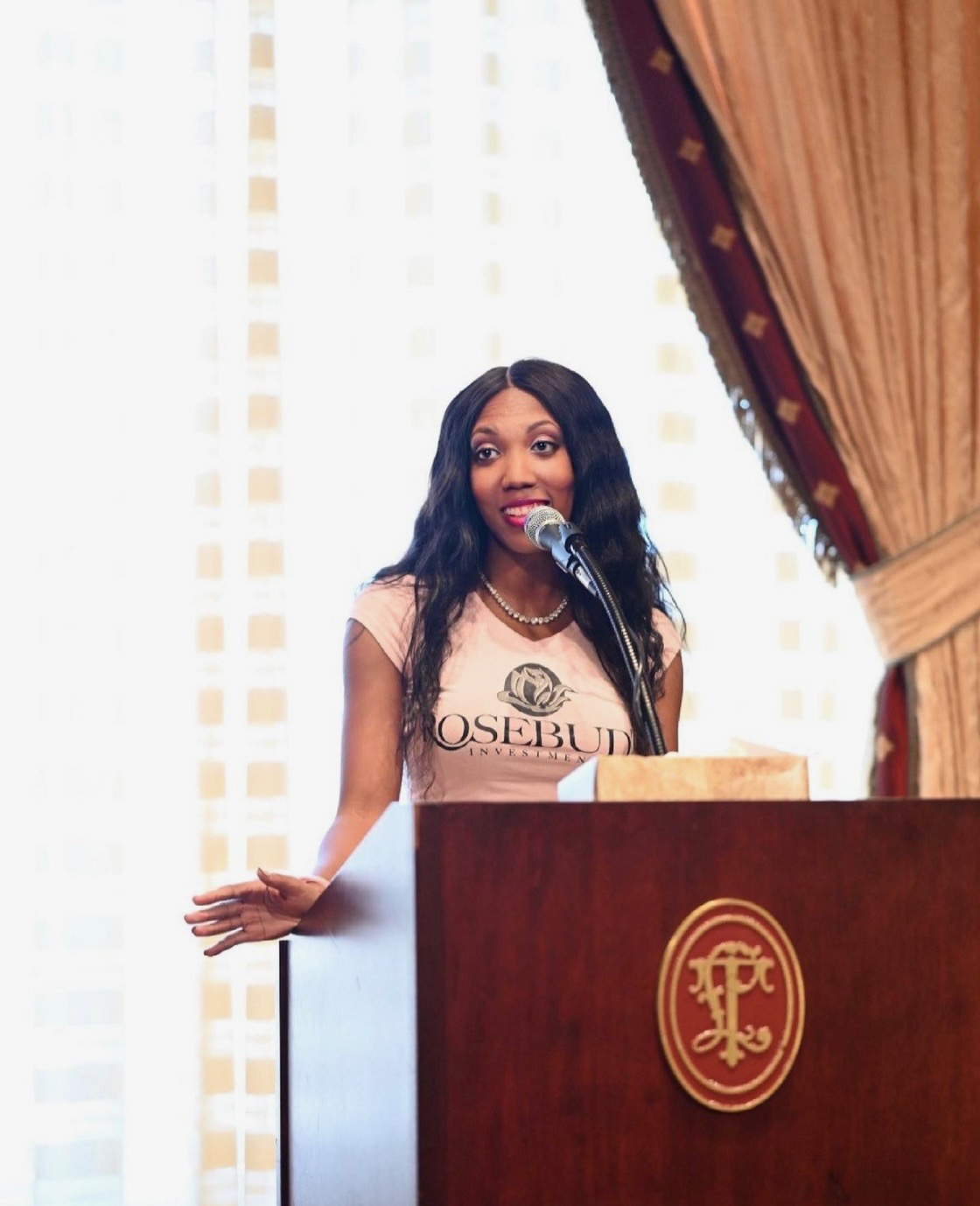 Dr. Jamisa Bennett Sets High Standards in Real Estate - ENSPIRE Magazine
