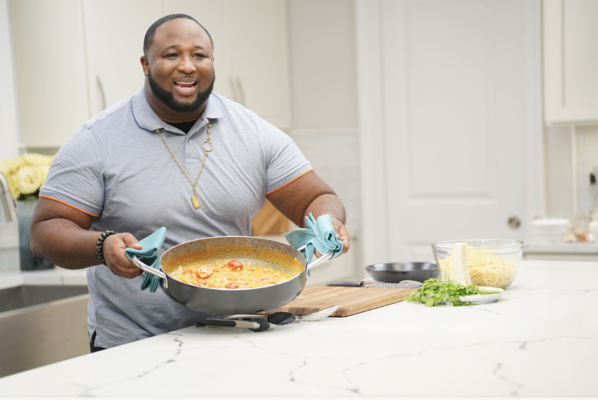On New Soul Kitchen Chef Jernard Cooks Up A Succulent Seafood Dinner ...